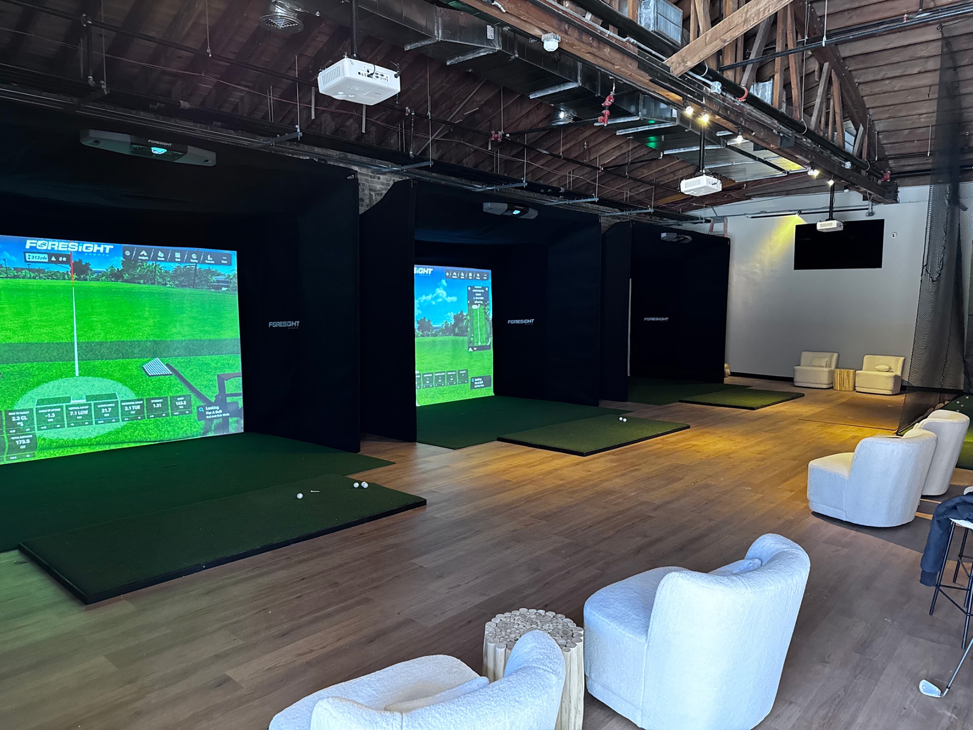 Hank Haney Indoor Golf Studio | Premium Golf Training in Deerfield, IL
